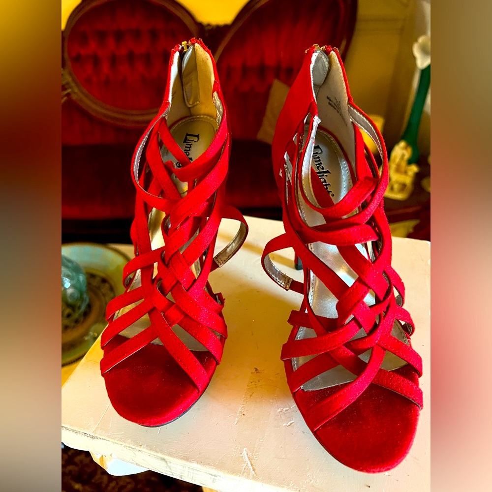 Beautiful Suade-Look Red Platforms. Fancy Formal Club… - Gem